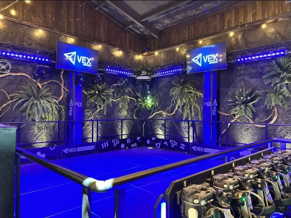 The Cave Virtual Reality - Broken Bow Cabin Rentals - Tin Star &Company